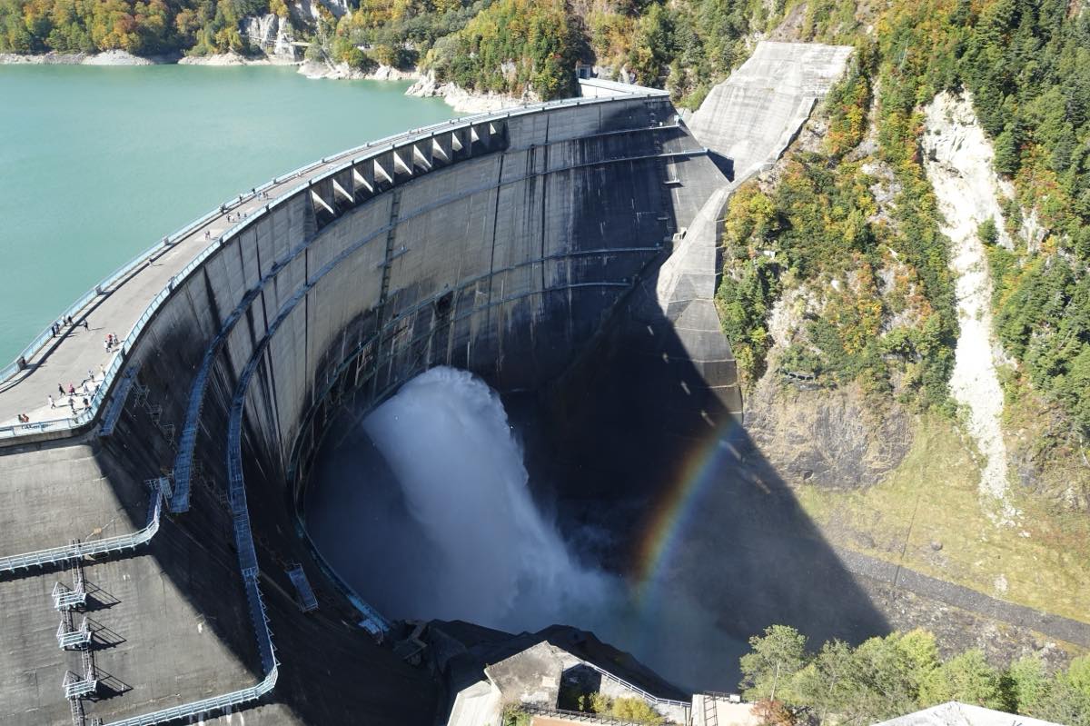 Exploring the Tateyama Kurobe Alpine Route: A Journey to the Majestic ...