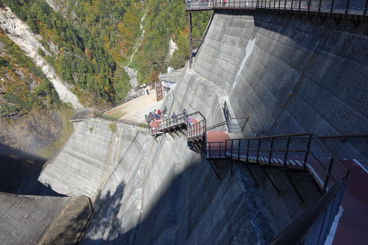 Exploring the Tateyama Kurobe Alpine Route: A Journey to the Majestic ...